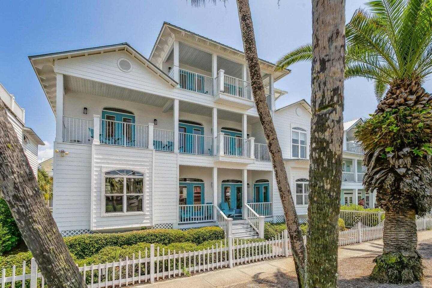 Home | Sunset Stays Vacations